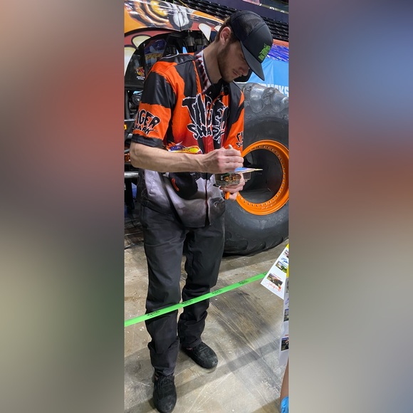 Hot Wheels | Toys | Hot Wheels Monster Trucks Live 224 Autographed ...